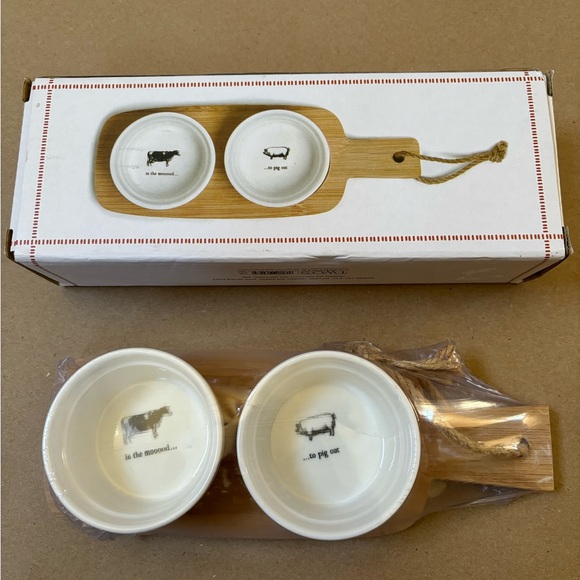 Two's Company | Kitchen | New Porcelain Ramekin Serving Set With Bamboo ...